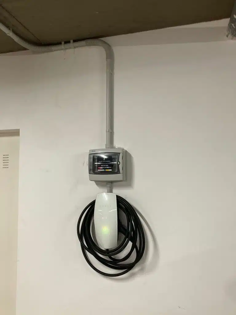 Tesla Wall Connector: La Solución Definitiva para Cargar tu Vehículo ...