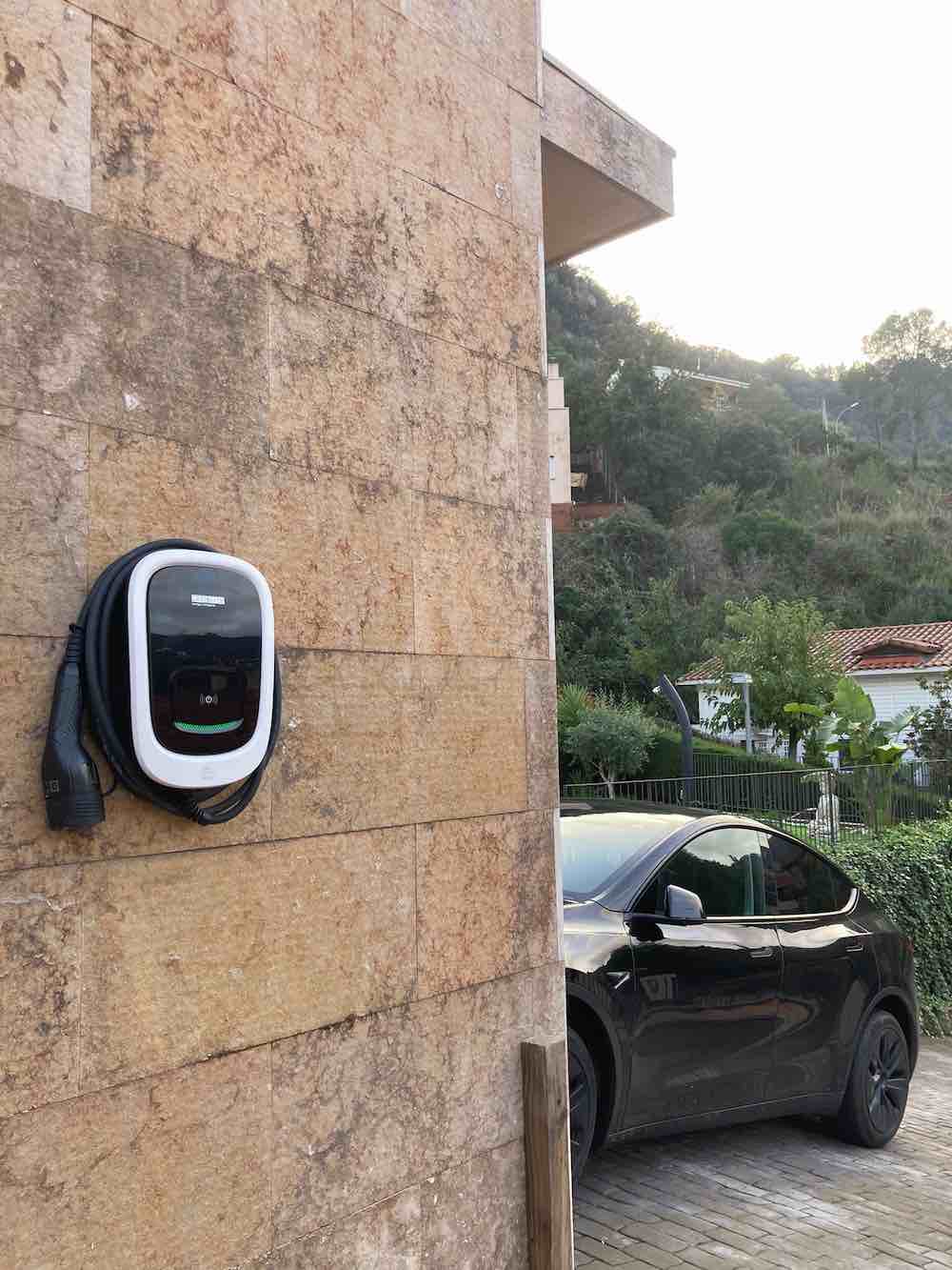 Montaje de un Cargador de Coche Eléctrico: Guía para una Instalación Segura y Eficiente - Smart ...